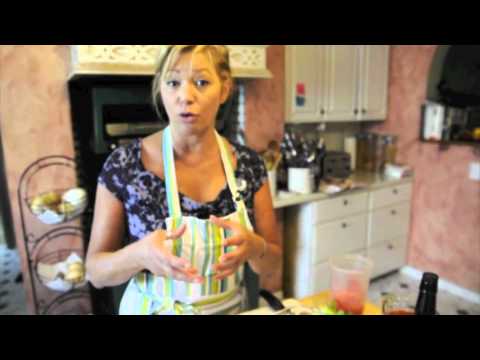 Daisy's Gazpacho - YouTube