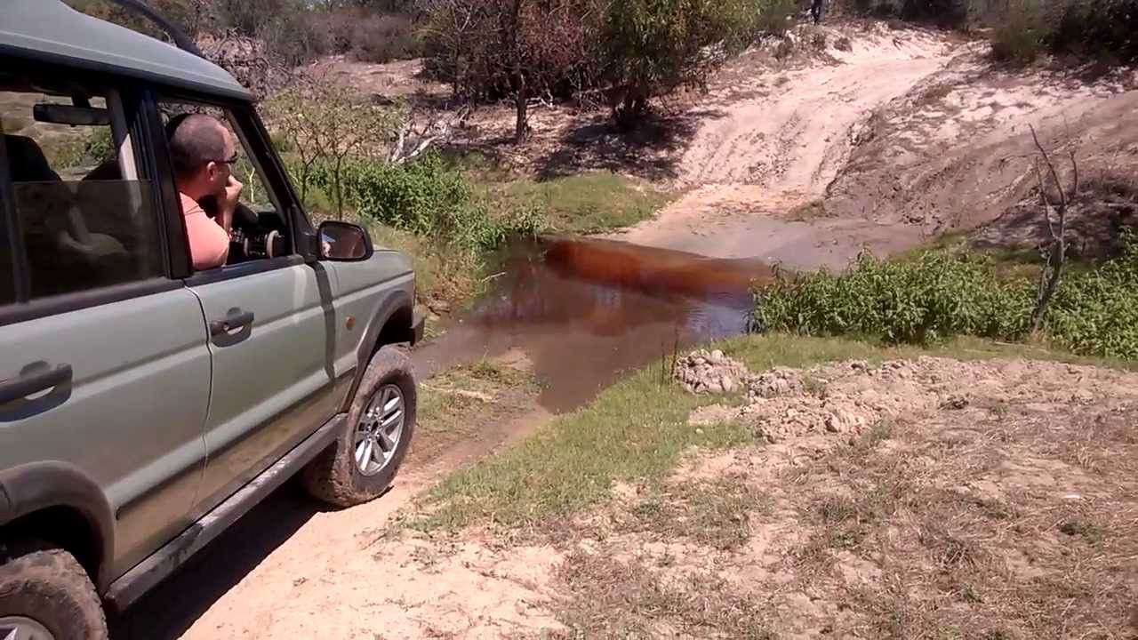 Riaan @ Outrekpad March 2014 4x4 Forum GTG - YouTube