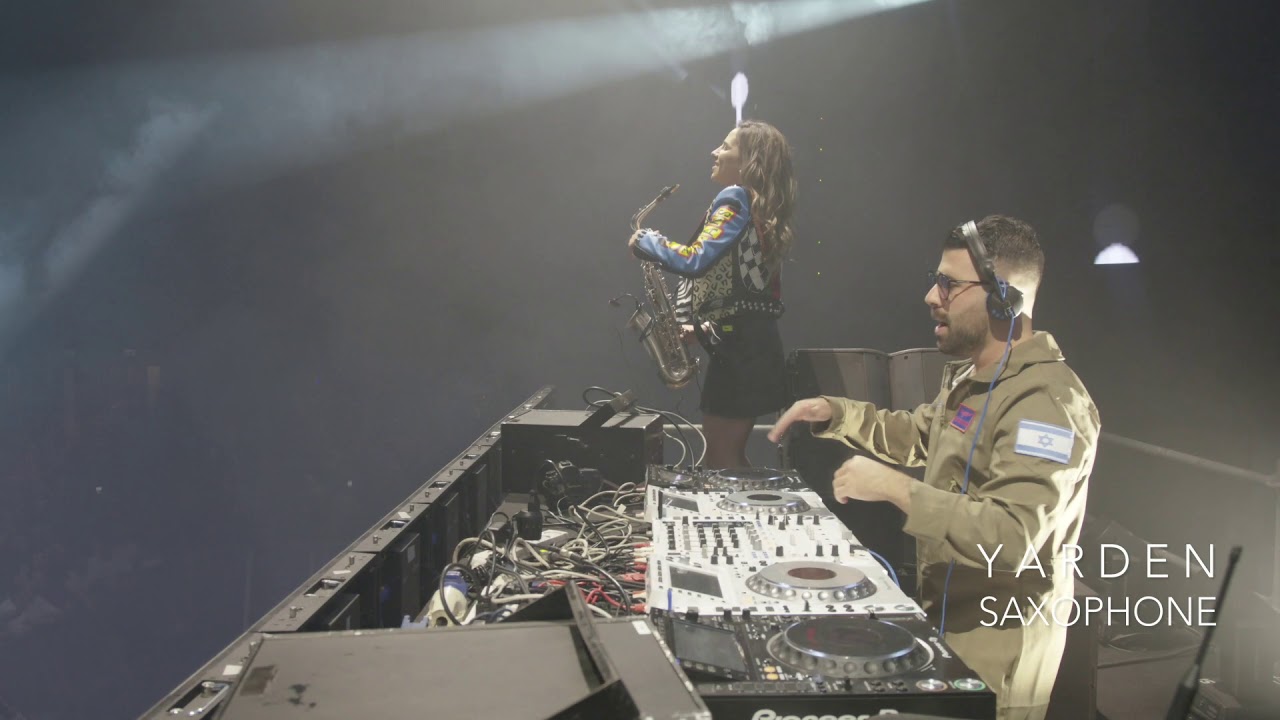 YARDEN SAXOPHONE LIVE Opening for DJ Marshmello ירדן קליימן - YouTube