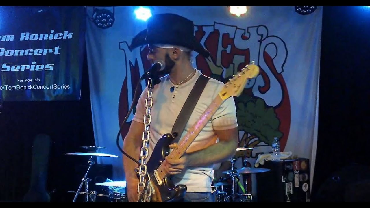 Of Books and Blues on the Tom Bonick Concert Series - YouTube