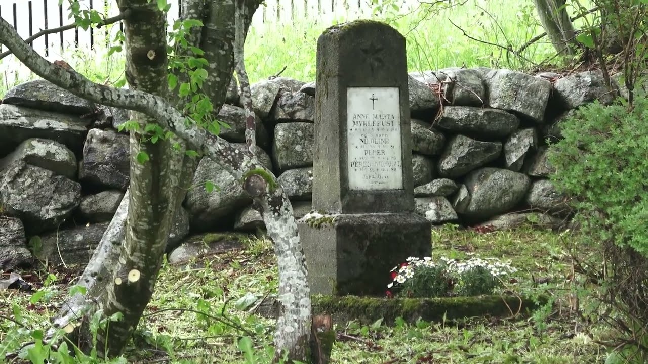 Vandring på Vik kyrkjegard - Anne Marta Myklebust - YouTube