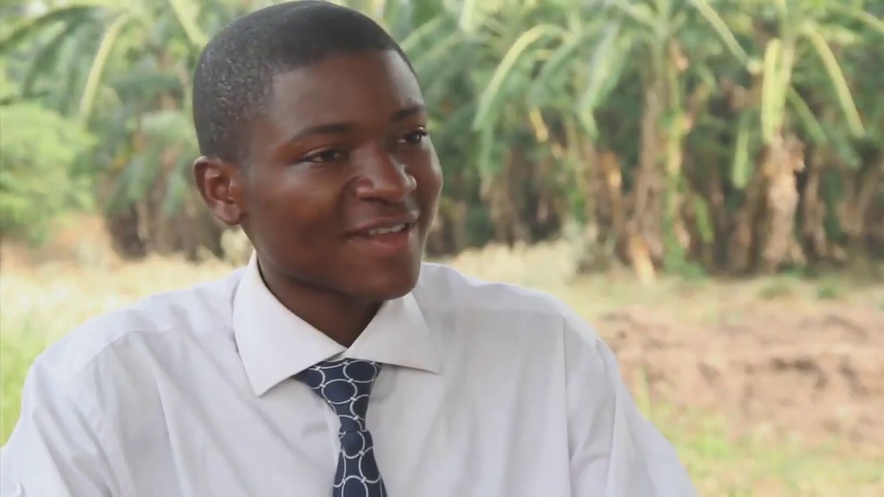 La jornada de Sedrick - YouTube