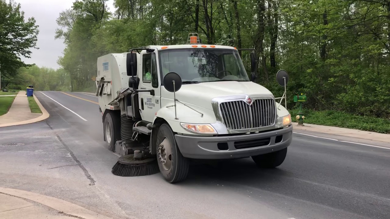 East Manchester Township Street Sweeper #1 - 5/1/19 - YouTube