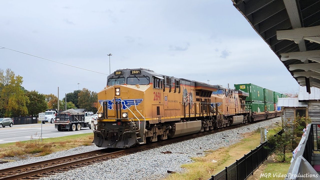 11-15-2023: UP ET44AH 2691 & UP ES44AC 7627 Lead NS 24A Thru Warner ...