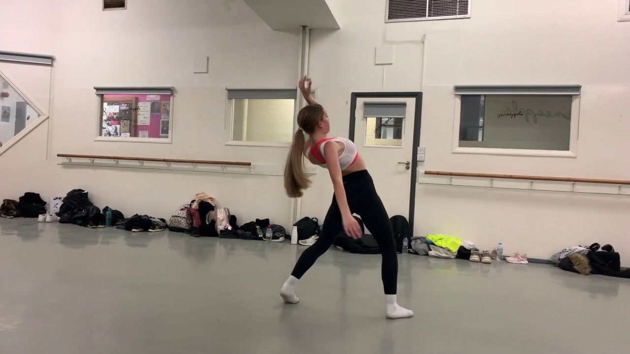 MAVERICK SABRE | SLOW DOWN | MELODY SQUIRE CHOREOGRAPHY | PINEAPPLE ...