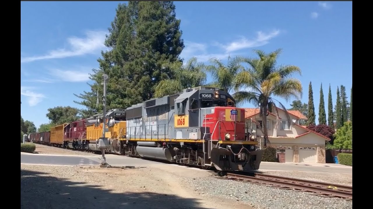 (6-5-18) Cotton Belt GP60 and HLCX Leads an Unusual Permanente Local ...