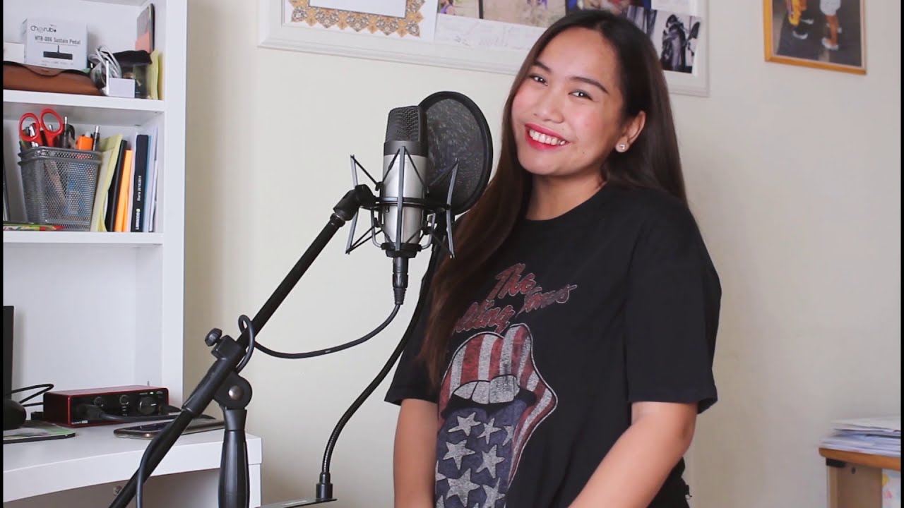 Daniela De Mesa - Bleeding Love Cover (Leona Lewis) - YouTube