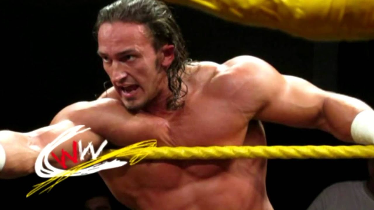 CWW | 1st Official Intro | 2014 - YouTube