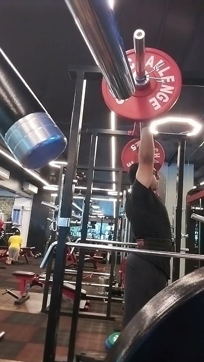 Lost my balance, so a little scuffed 75kgx4 OHP + 95kg(1×BW) push press attempt(2nd Gym ...