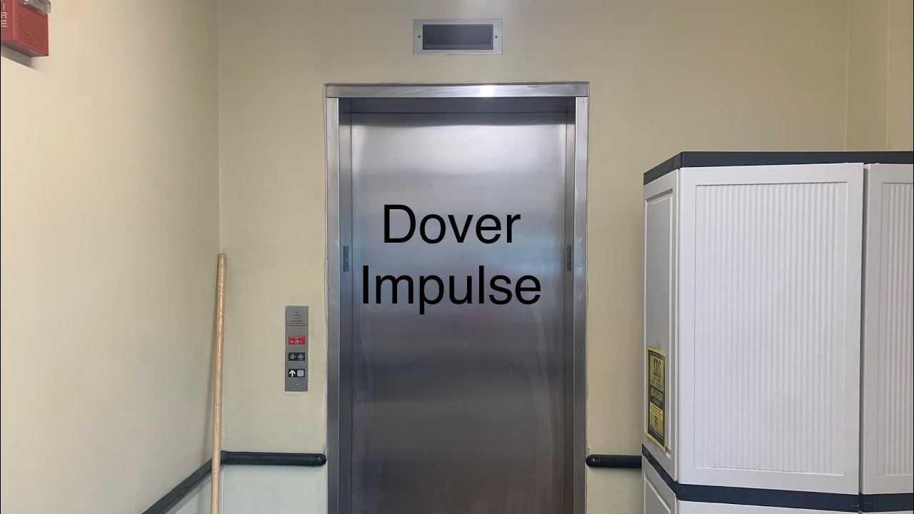 Elevator at Shaws; Falmouth Mall; Falmouth MA - YouTube