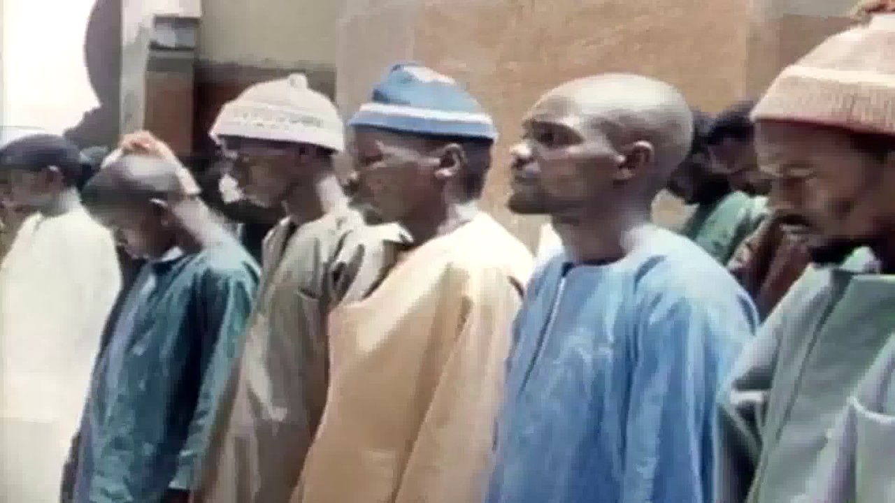 Men Praying in Sadl in Senegal - West Africa (Year 1979) - YouTube