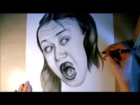 Speed drawing Miranda Sings! - YouTube
