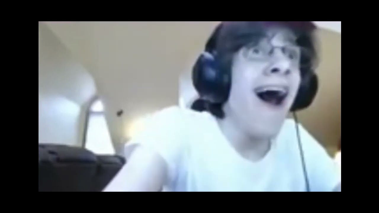 Npesta scream but its Low quality - YouTube