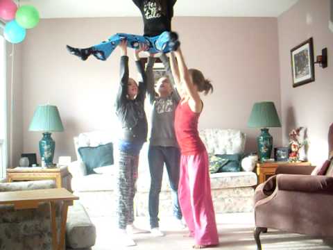 AWESOME CHEER STUNT! - YouTube