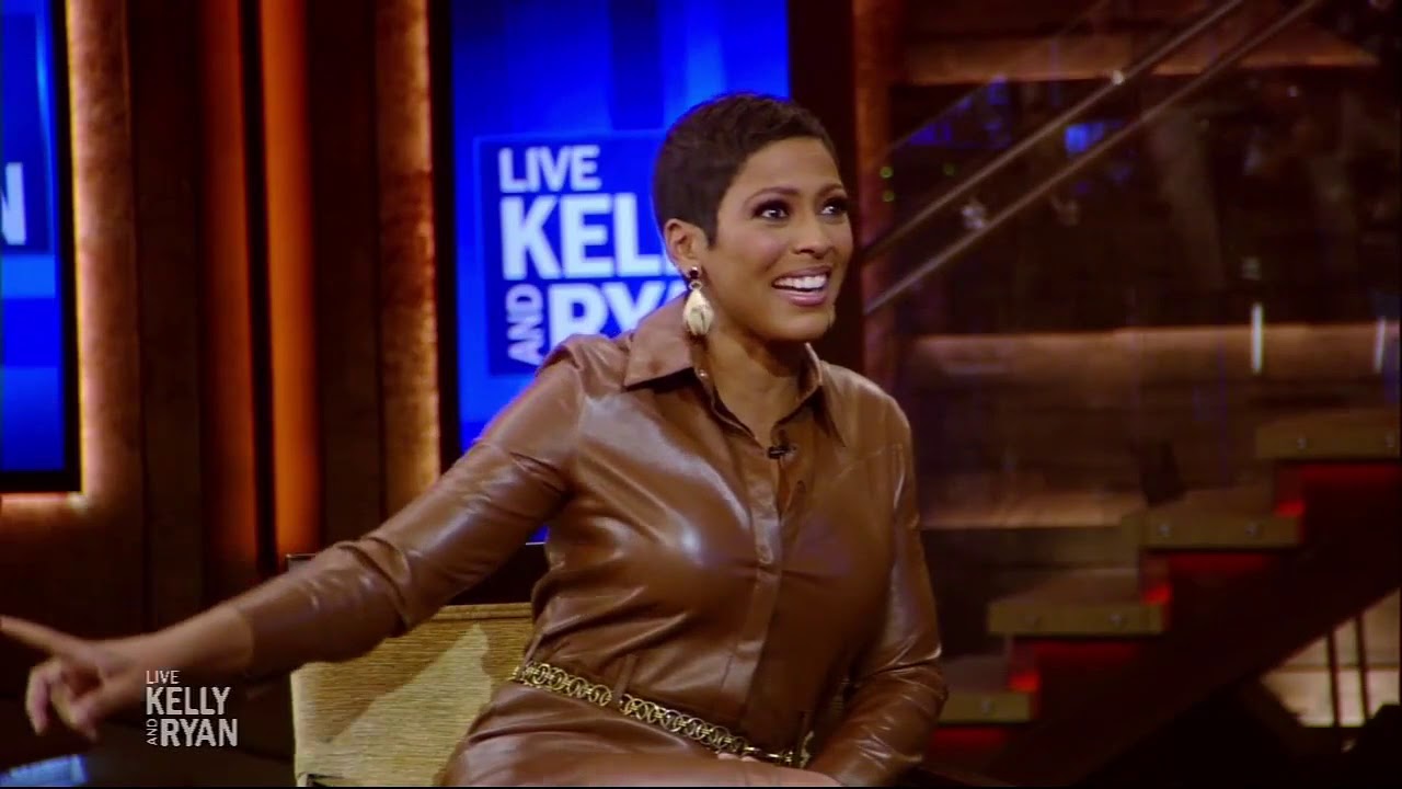 Tamron Hall Is a Wedding Officiant - YouTube
