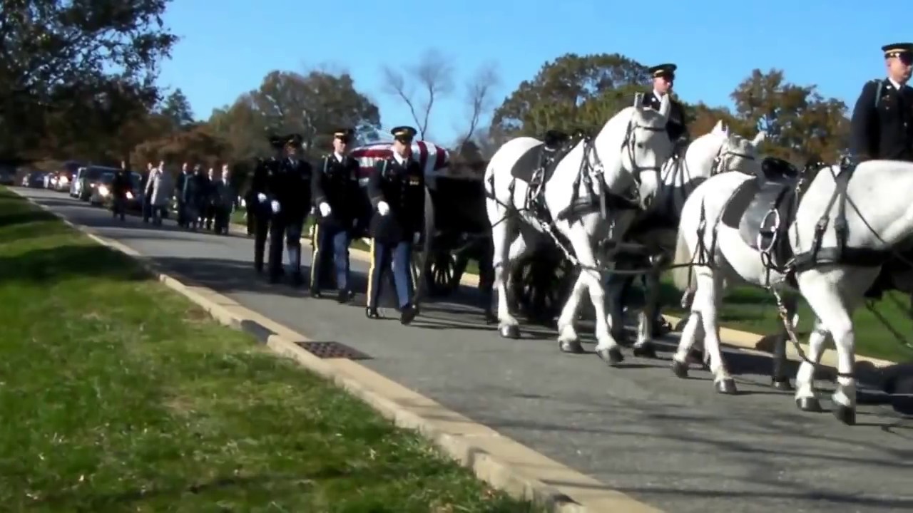 Military Funeral at Arlington National Cemetery - An Army Band Passes ...