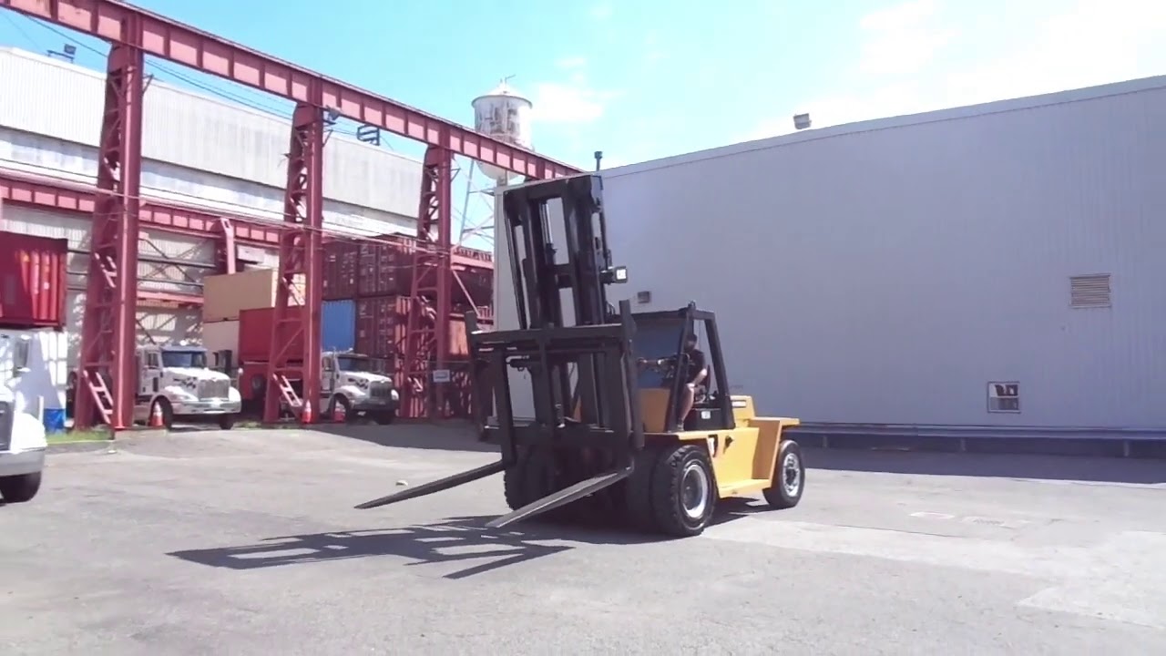 Cat V330B (873) - YouTube