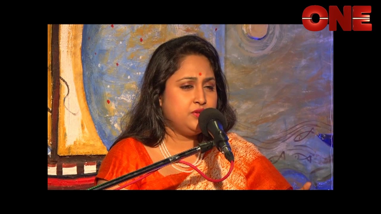 DIVINE RAAGA: PIU MUKHERJEE WITH MRITUNJOY - YouTube