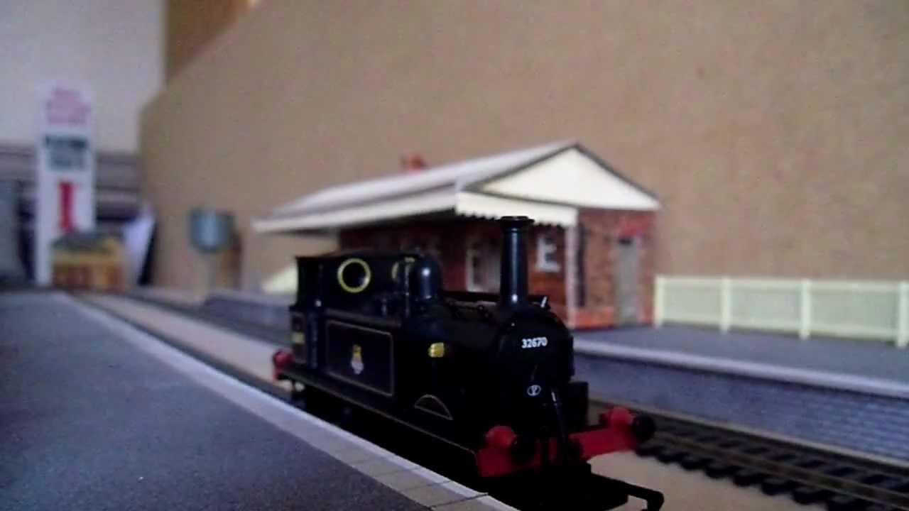 Hornby BR Terrier Unboxing - YouTube