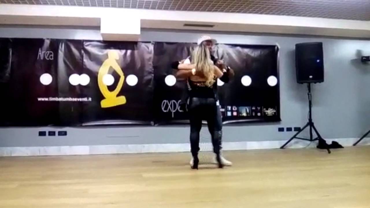 Urban Kiz Italia - Claudia Moise Just Kizomba & DJ Jailson - YouTube