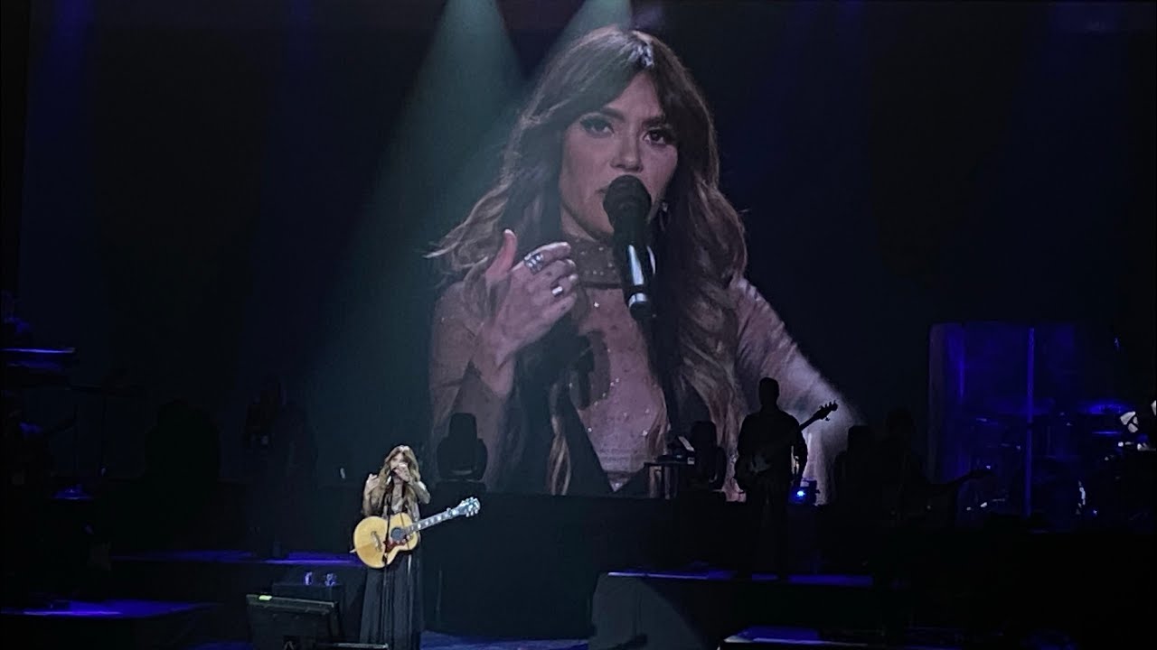 Confieso - Kany García concierto BUENOS AIRES 2022 - YouTube