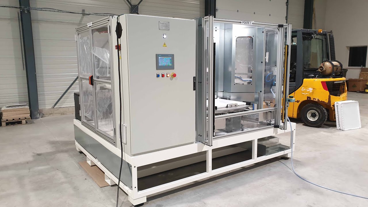 Machine dépose colle et pressage panneau 1/3 - YouTube