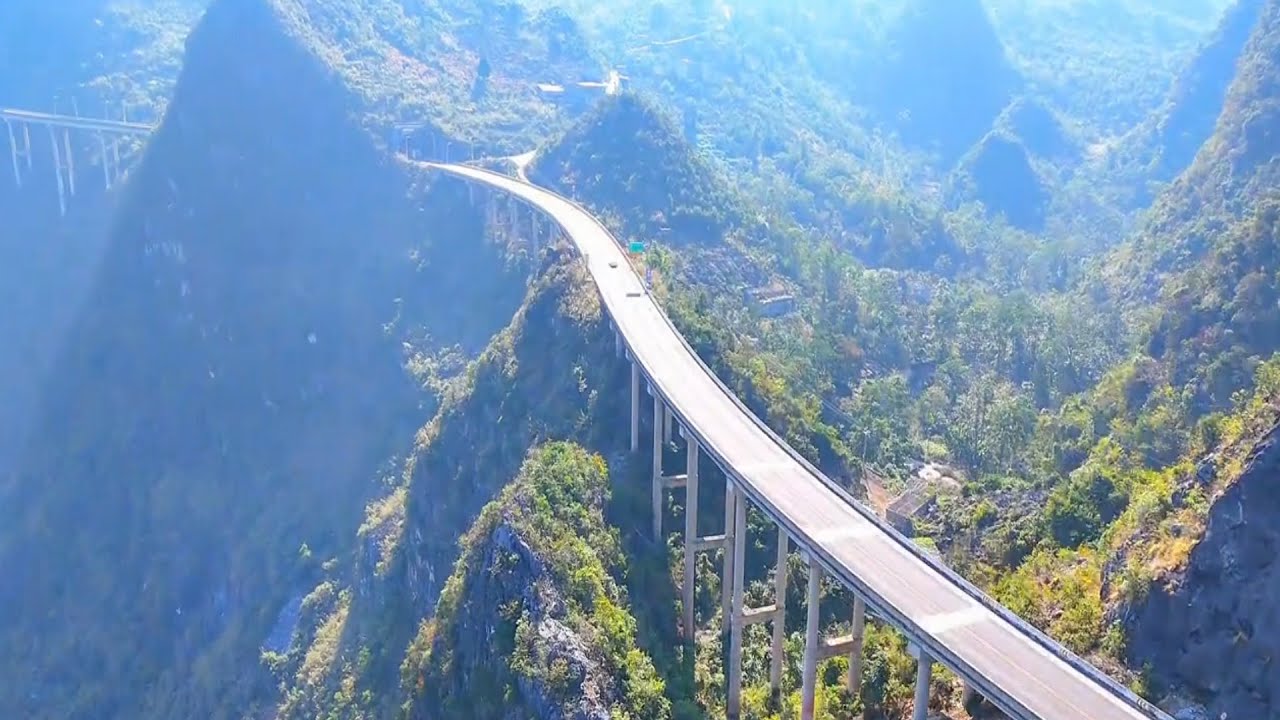 Guanxing Highway, the Most Beautiful Landscape Avenue in Guizhou, China ...