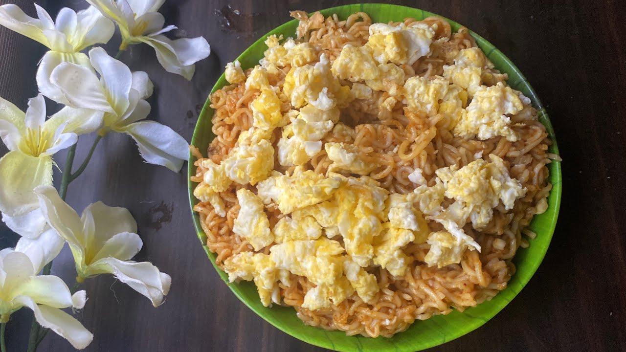 Butter garlic maggie || new maggie recipe || garlic butter noodles ...