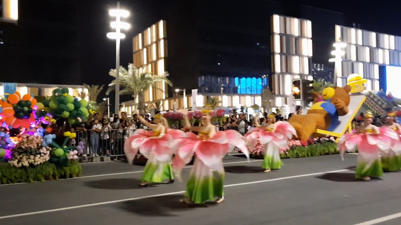 Watching Floral Parade and Mascots,Downtown Lusail - YouTube
