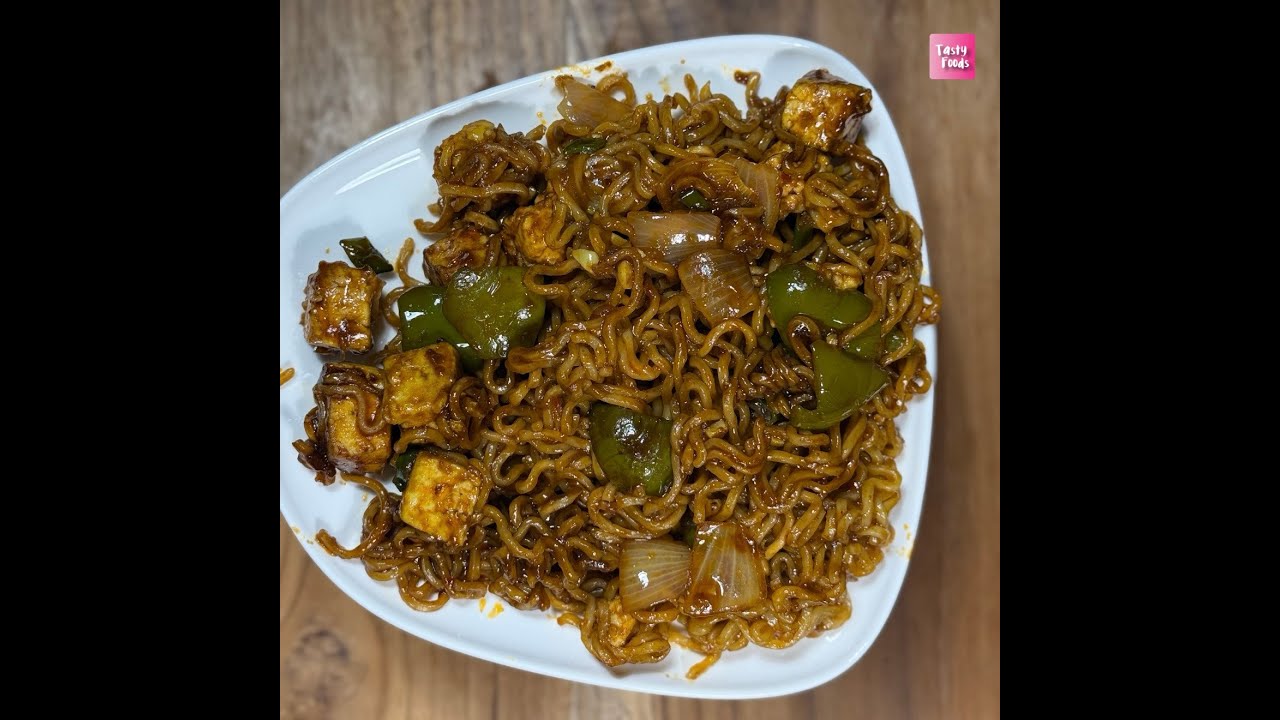 Paneer Chilli Maggi - YouTube