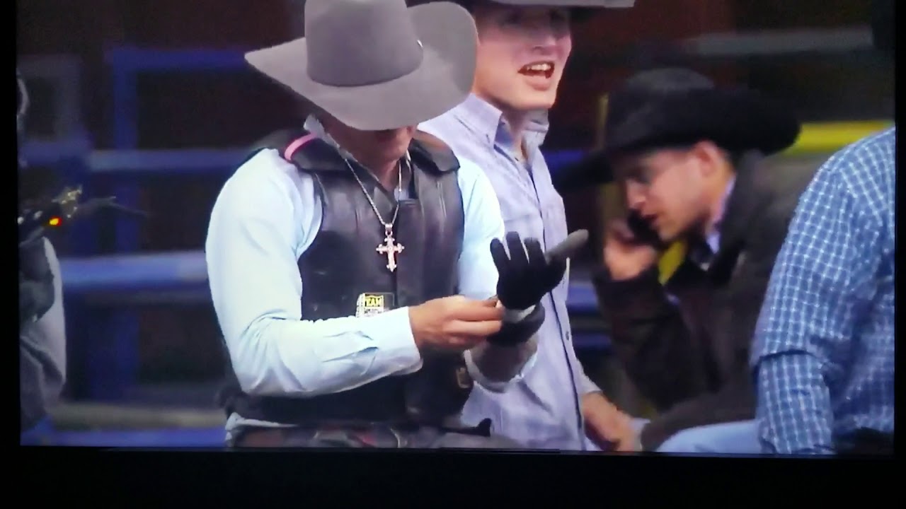 Bull riding battle! Ross Burney Vs Preston Lewis for bull riding Title ...