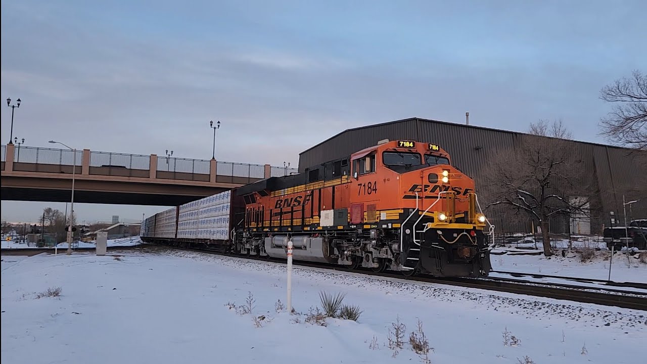 BNSF #7184 Solo Leads the 1X1 Q-SPOALT through Springs with Hornshow ...