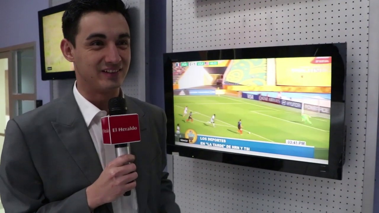 Allan Fajardo probó sus conocimientos en la Calculadora Deportiva - YouTube