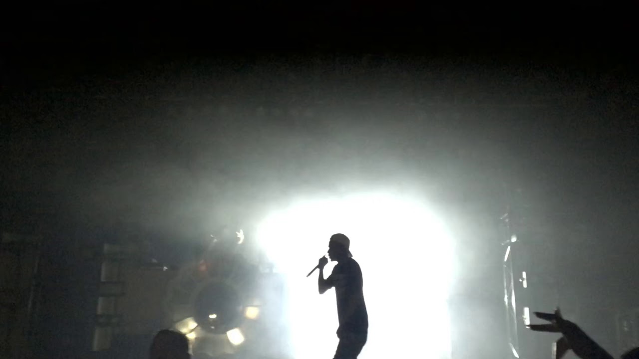 Mac Miller - Loud Live - YouTube