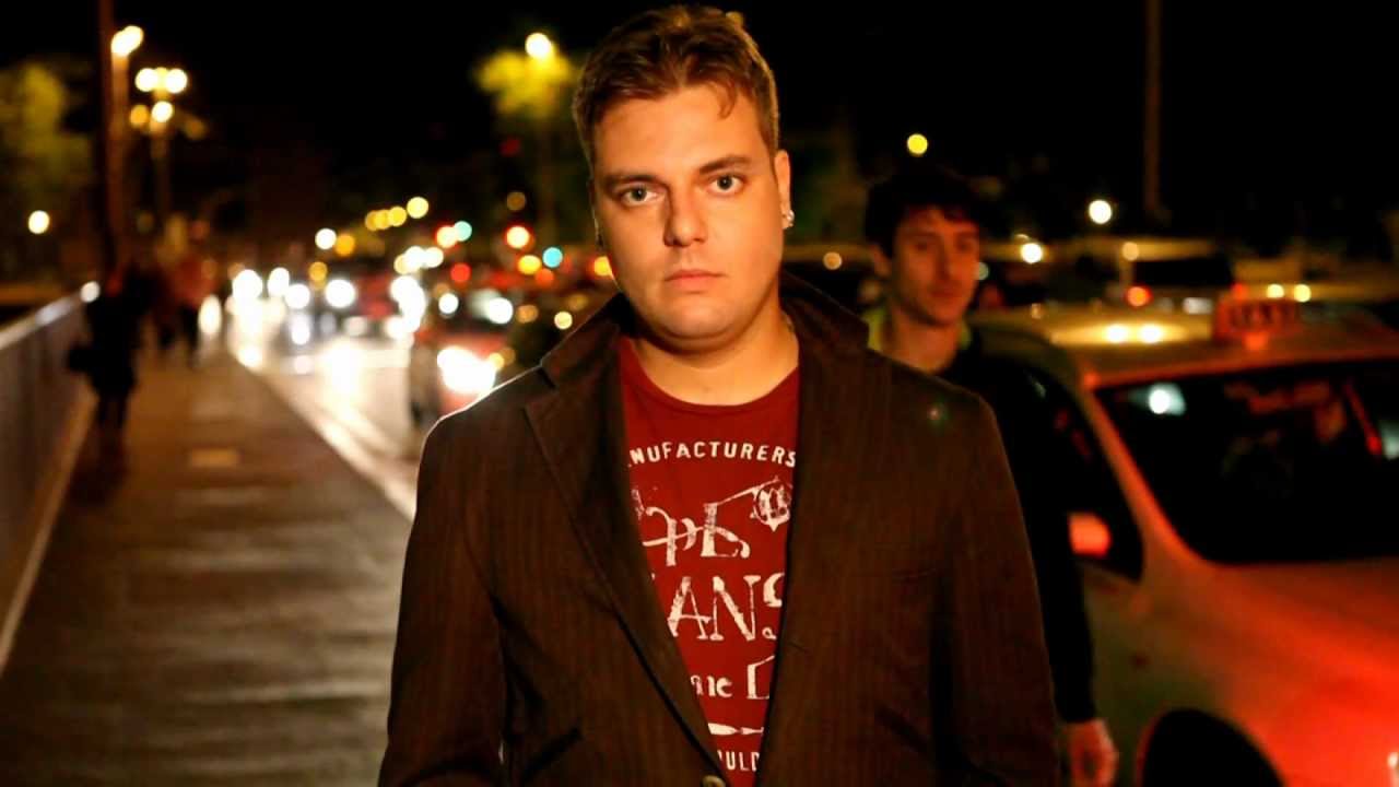 Alex Rey - Tornerò (Official Video) - YouTube