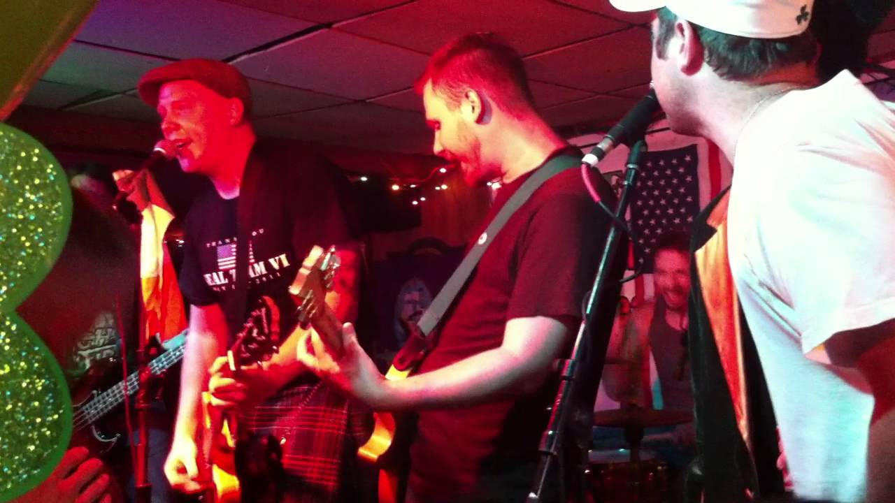 Reserve live at Beachcomber in Quincy performing "Billy's Song". - YouTube