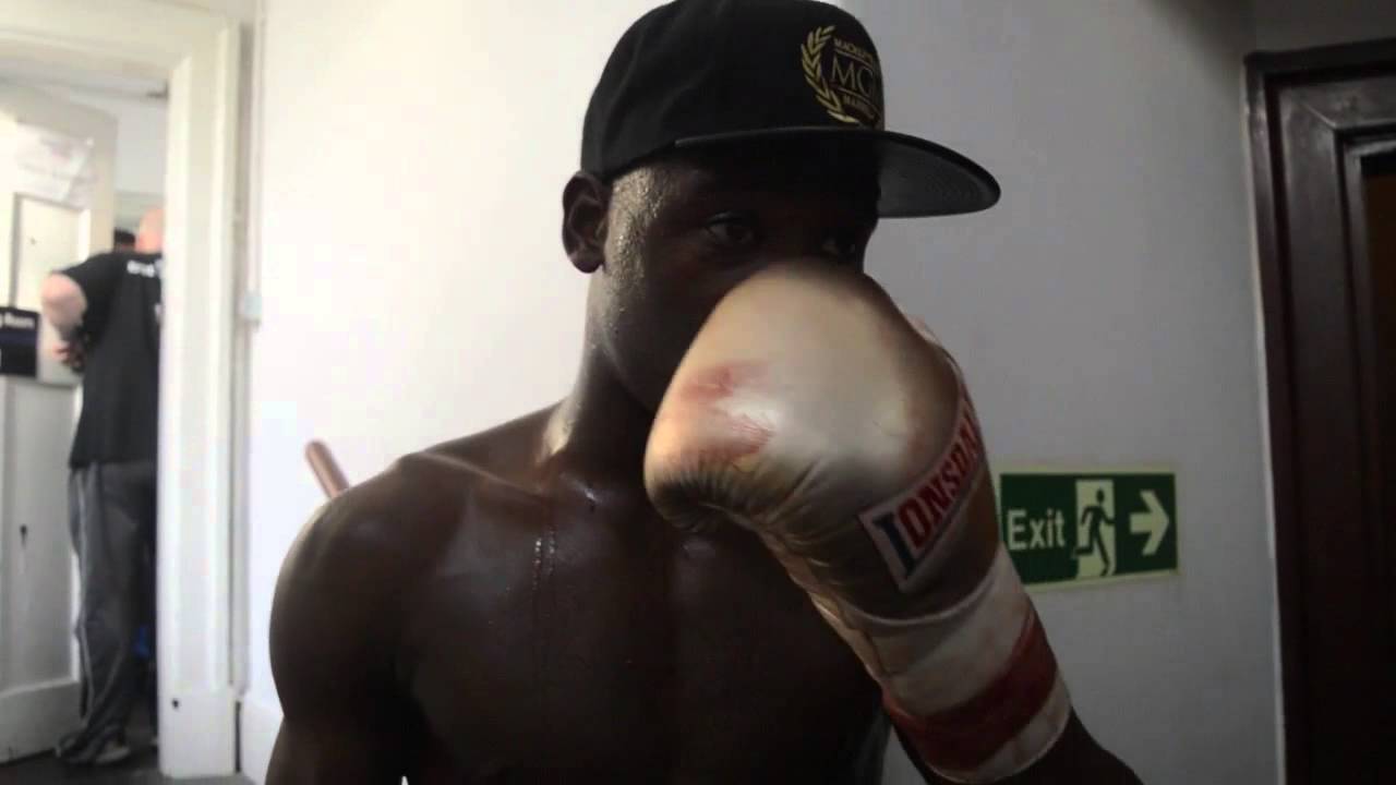 Cruiserweight boxer Isaac Chamberlain talks 3rd pro win with trainer ...