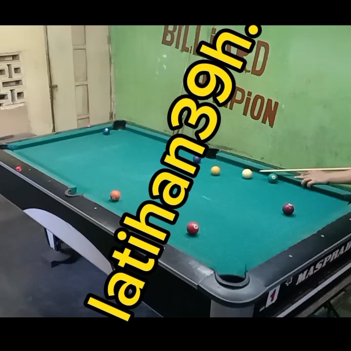 Trick bilyard beruntung in bola 7,#latihan39h,#shortsalabb . - YouTube