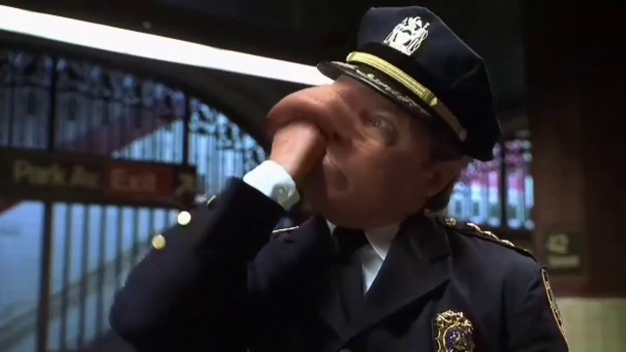 Little Nicky Escena de Adrián 2 - YouTube