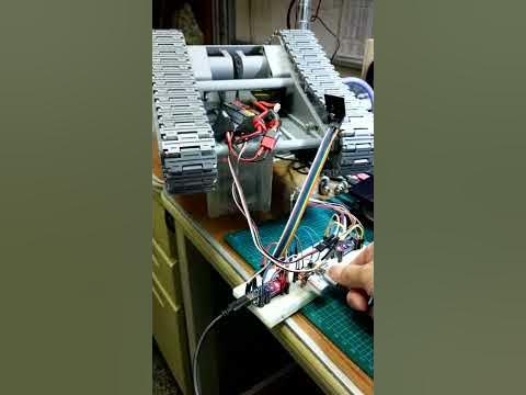 Two brushless motors control wirelessly by potentiometers with Arduino ...