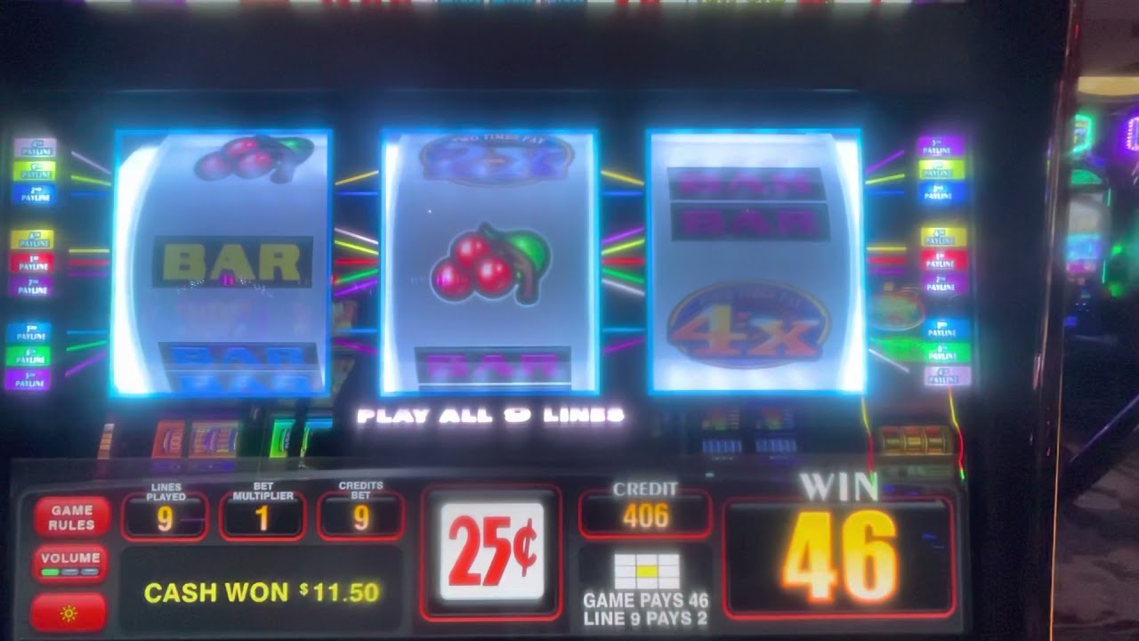 $2.50 a spin - 3 reel 9 line .25 slot machine - Saracen Resort Casino ...