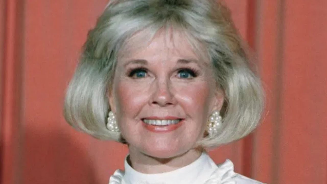 The Tragedy Of Doris Day Is So Sad - YouTube