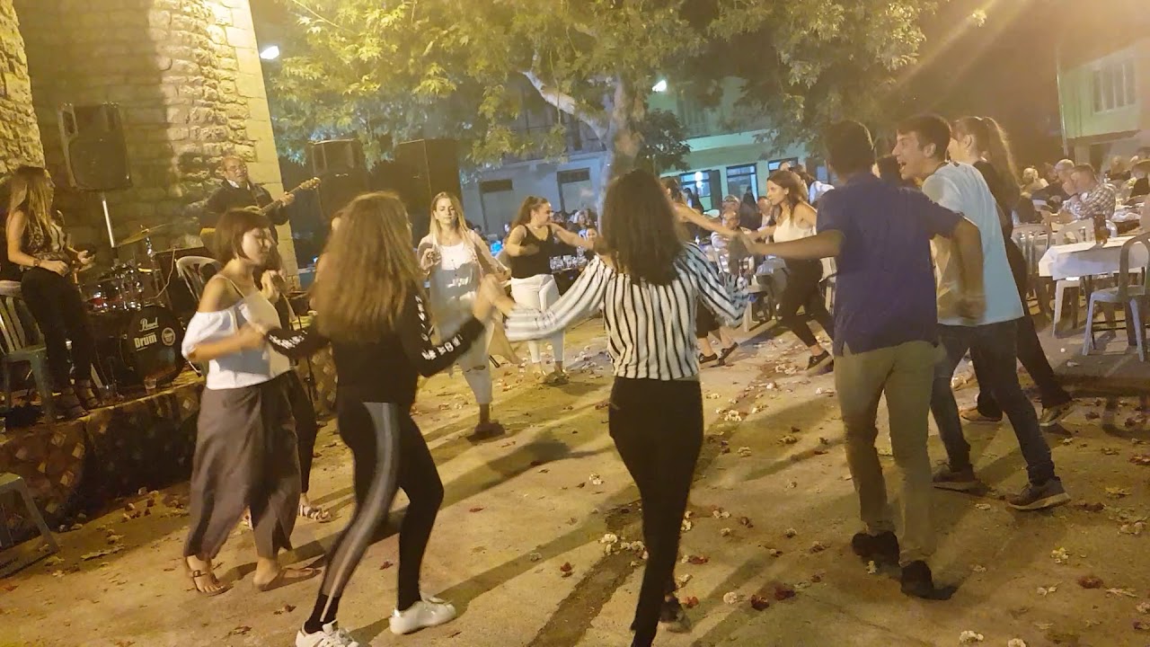 15-08-2018 Δημήτρης Σαραβάκος, Νάνσυ Σαραβάκου ανήμερα της Παναγίας ...