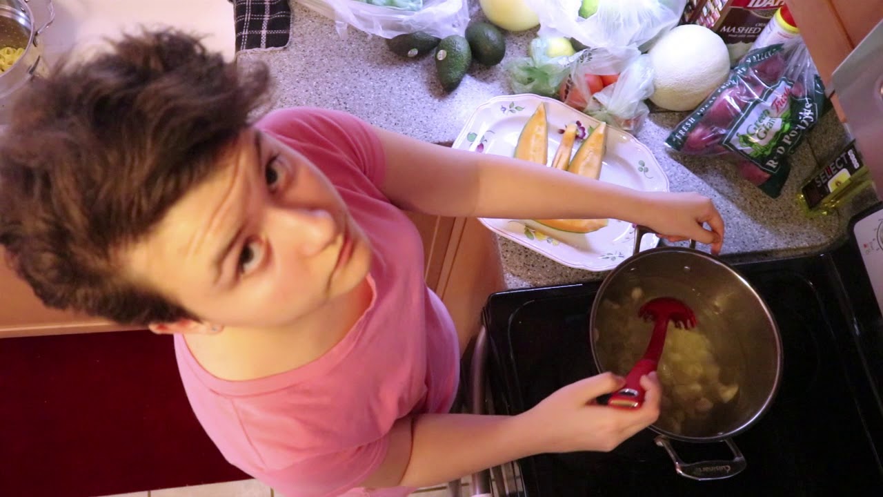Cooking With Miranda: Chicken Broccoli Cheese Casserole - YouTube