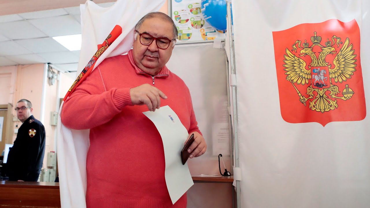 Explained: The significance of oligarchs in Russia - YouTube