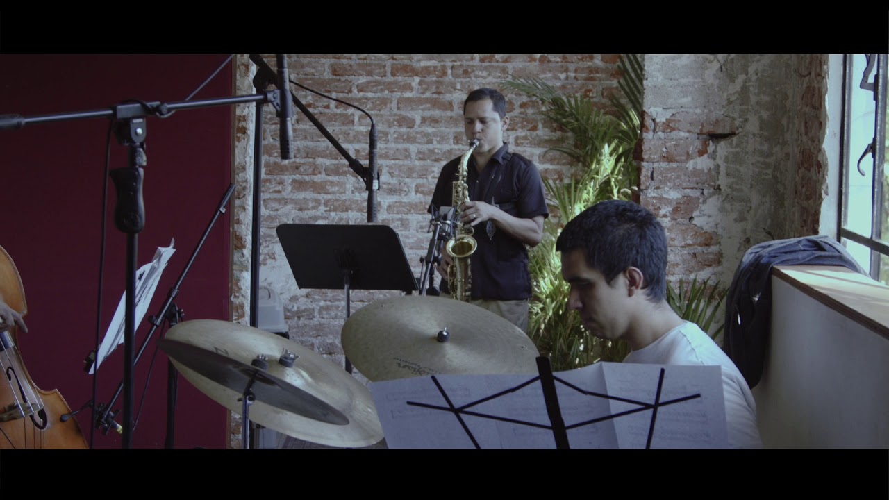 Amizade - Gabriel Balderas Quartet - YouTube
