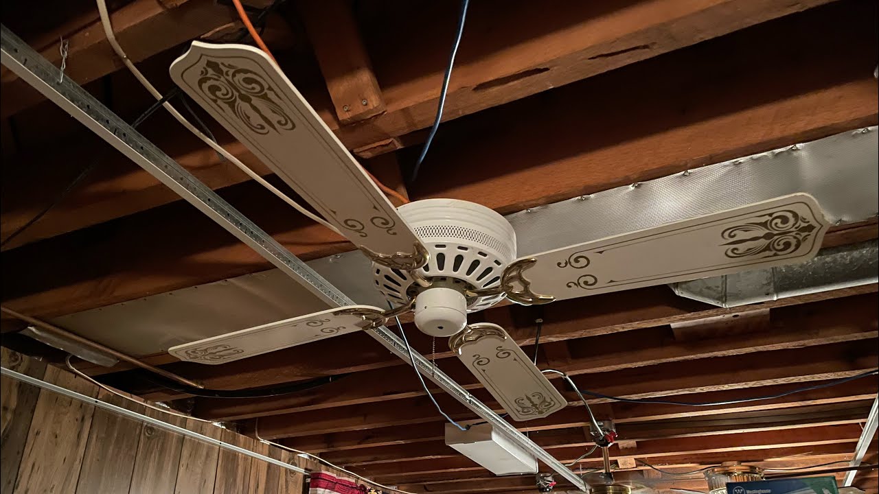 Evergo 52" hugger ceiling fan - YouTube