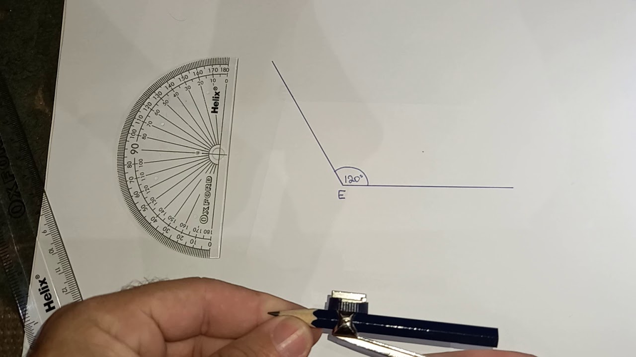 Bisecting an angle - YouTube