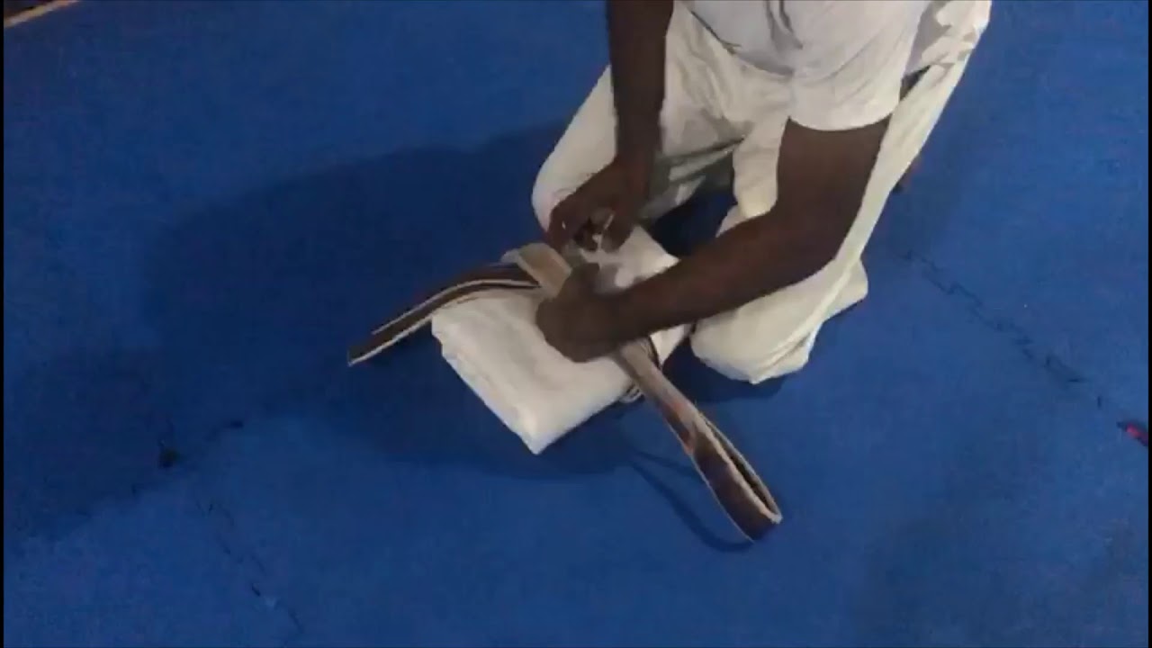 How to fold Karate Gi - YouTube