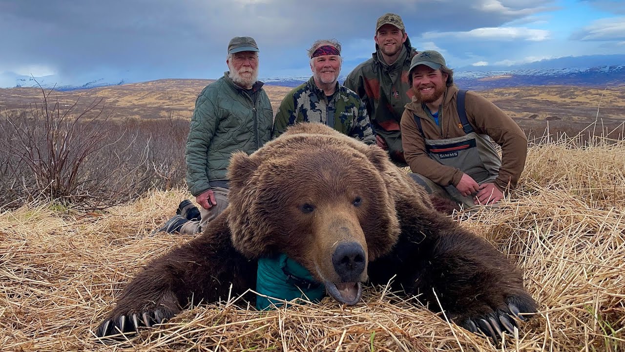 Master Alaska Guide Phil Shoemaker Talks Brown Bear Hunting - YouTube